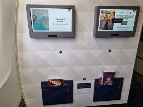 Delta B764 Premium Select Bulkhead Verylvke