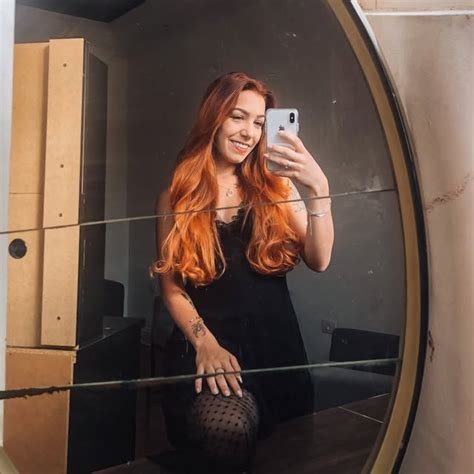 LaΓs de Oliveira o slais Threads Say more LaΓs de Oliveira o slais Threads Say more