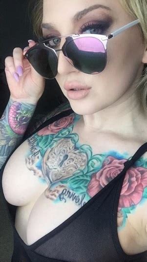 20 Gorgeous Tattoos That Prove Just How Sexy Body Art Can Be