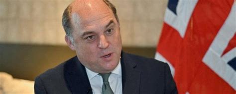 Бен Воллес який звинуватив українців у невдячності подав у відставку