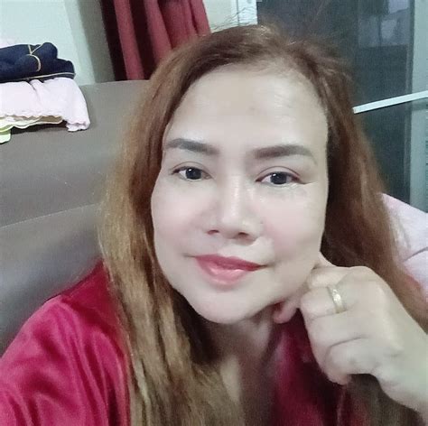 มัณฑะเลย์ 06 02 2025 มัณฑะเลย์ หยกขาวพม่า งานแกะสลักพระพุทธรูปหยกขาวพม่า ปางมารวิชัย ลงสี