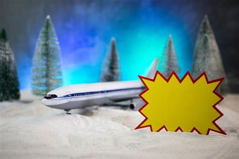 메리 크리스마스와 행복한 새해 나무 배경에 겨울 여행을위한 여행 개념 배경 복사 공간 비행기 상단보기와 함께 여행 2020년에 대한 스톡 사진 및 기타 이미지 Istock