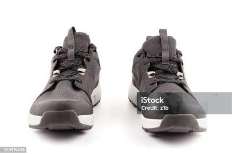 흰색 배경에 고립 된 검은 에어 메쉬 여름 워킹 라이트급 신발 한 켤레 0명에 대한 스톡 사진 및 기타 이미지 0명 가벼운