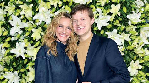 Lucas Hedges Tv Shows 60 Photos Moonagedaydream Film