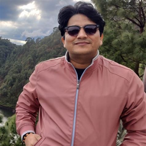 Dr Avdhesh Vashistha