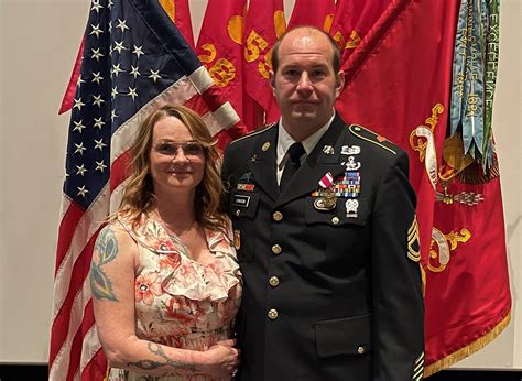 Highly Decorated Eod Technician Retires From Elite Unit After