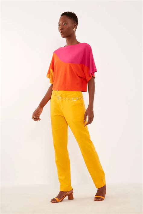 Cores Que Combinam Com Amarelo Guia Para Looks Sem Erro