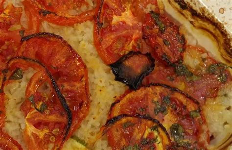 Рецепта за постни тиквички с ориз и домати кулинарнобг