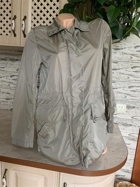 Куртка вітровка плащ Colmar — ціна 700 грн у каталозі Вітровки Купити жіночі речі за доступною