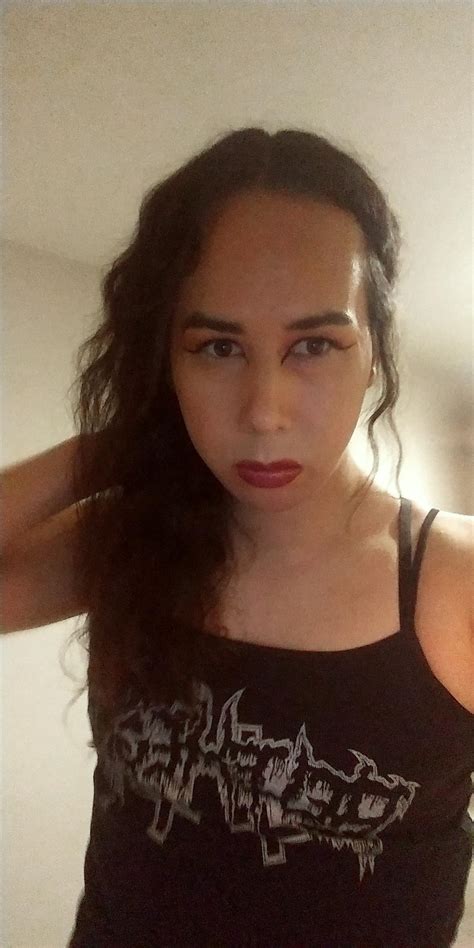 Ten Years Later And Still Stuck In The Should I Do It Phase Embarrassing Blue Shadow Can