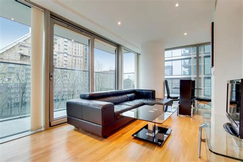 Landmark West Canary Wharf E14 1 Bed Apartment To Rent £2105 Pcm