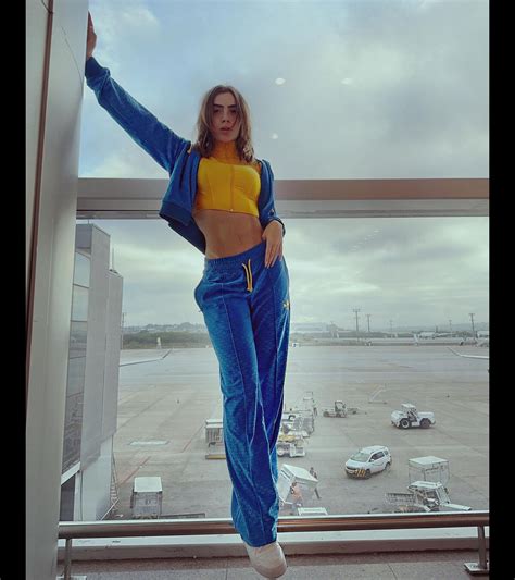 Foto O Look De Jade Picon Combinou As Tendências Brasilcore E Sporty Purepeople