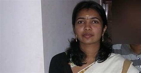 ශ්‍රී ලංකාවේ වැඩිම දෙනෙක කොවිල් ගිහින් පෙම්වතා එක්ක සරිගමප කිවුව අක්කිගෙ ලස්සන වැඩටික