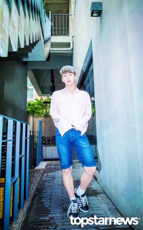 [hd포토] 김용진 ‘패션모델처럼 최규석 기자 톱스타뉴스