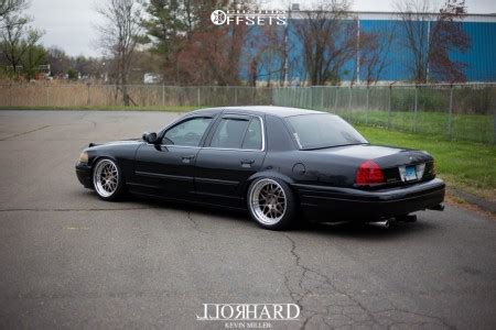 2011 Ford Crown Victoria With 19x9 25 Watercooledind Bl8 And 22540r19