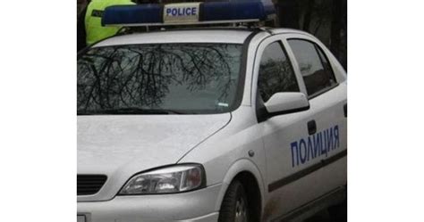 Шофьор на Жук нападна с щанга шофьор и бременната му жена