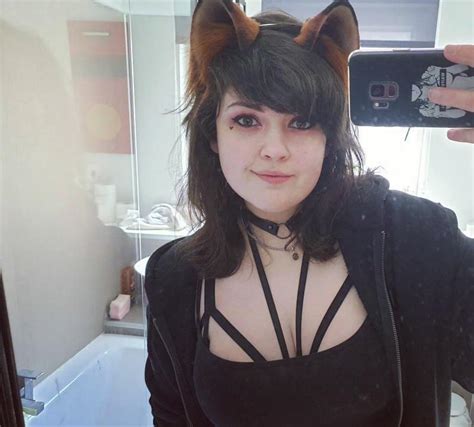 Do You Like Alt Pup Girls 🐶🖤 Scrolller
