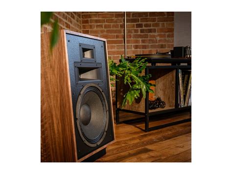 Klipsch Heritage Heresy Iv Matched Pair Of Floor Standing Speakers Natural Cherry Full Range