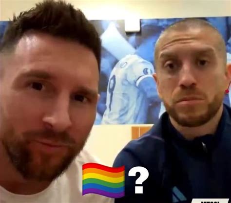 Pin De 𝕻𝖚𝖓𝖐 𝖒𝖆𝖈𝖆𝖗𝖗𝖔𝖓 𓄹𓈒 En Cursed Imagens En 2022 Fotos De Messi