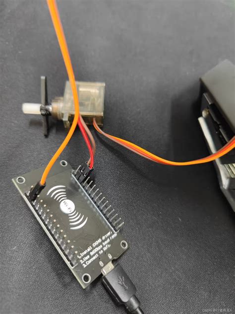 宿舍远程关灯神器 低成本 esp8266 wifi 舵机 blinker（无需改装电路） esp8266关灯 csdn博客