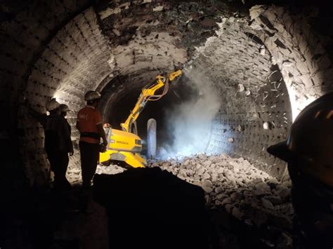 Brokk On Linkedin Brokk170 Brokkincement Demolitionpower Operatorsafety