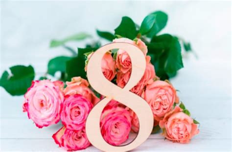 Честит 8 март скъпи дами Lupa Bg