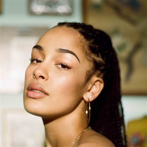 Jorja Smith By Any Means Música Instantânea