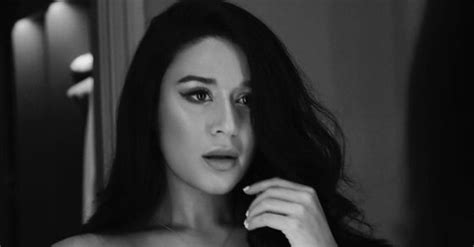 Krishna Shroff Bikini Pics Pic Inside Tiger Shroffs Sister Krishna Shroff Looks Smoking Hot