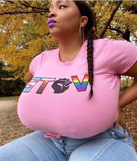 Pin by My Info on Curvey women in 2025 | Big women fashion, Curvy women ...