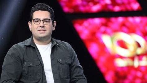 مجری و گزارشگر معروف شبکه ۳ در کانادا عکس