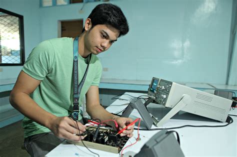 Computer Applications College Of Computer Studiesmsu Iligan