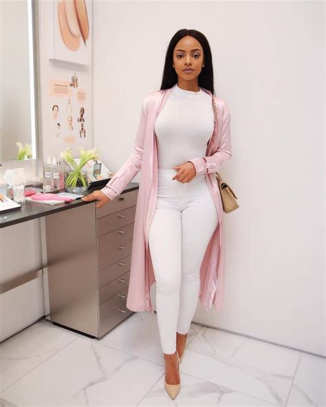 Best BELLEZAS NEGRAS MULATAS Images On Pinterest Roller Curls