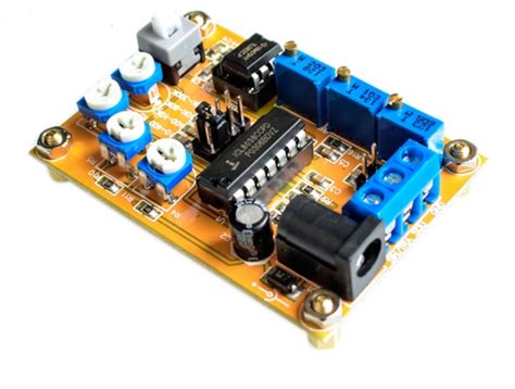 ICL ICL Monolithic Function Signal Generator Module