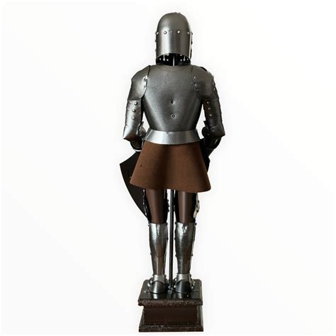 Statueta Decorativa Cavaler In Armura Cu Scut B X X Cm EMAG Ro