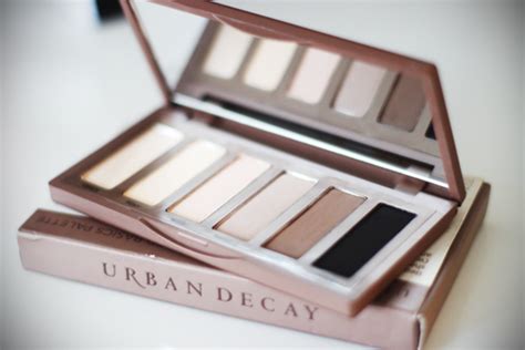 Tuto Maquillage Avec La Naked Basics La Mode Au Feminin