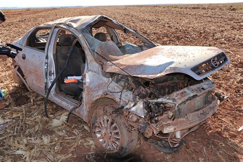 Adolescente Pega Carro Escondido Dos Pais E Capota Com 2 Amigos Em Mt