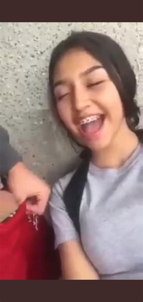 Si Vous Avez Accès Aux 👙de Vos Sœurs Ou Des Photos Delle Je Suis Preneuse 🥰 R Leak Mym Fr And Be