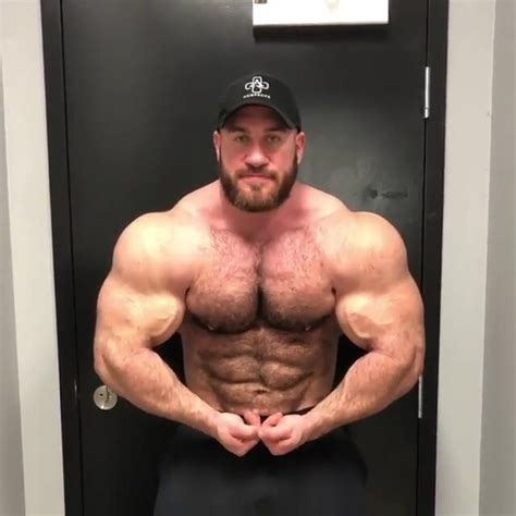 Bearded Musclebear Video Thisvid Com