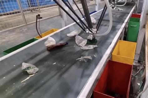 현장 Ai로봇이 쓰레기 58가지 분류빛·바람도 선별작업