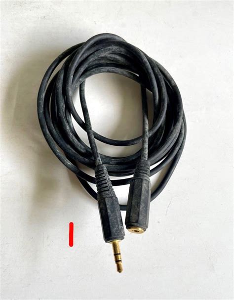 Free Old Assorted Cables Computers And Tech Parts And Accessories Cables And Adaptors On Carousell