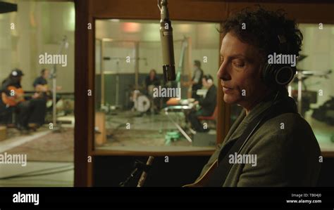 Echo In The Canyon Jakob Dylan 2018 © Greenwich Entertainment Courtesy Everett Collection