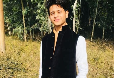 Know How Ali Hamza Afzal Has Created His Unique Niche As An Maket