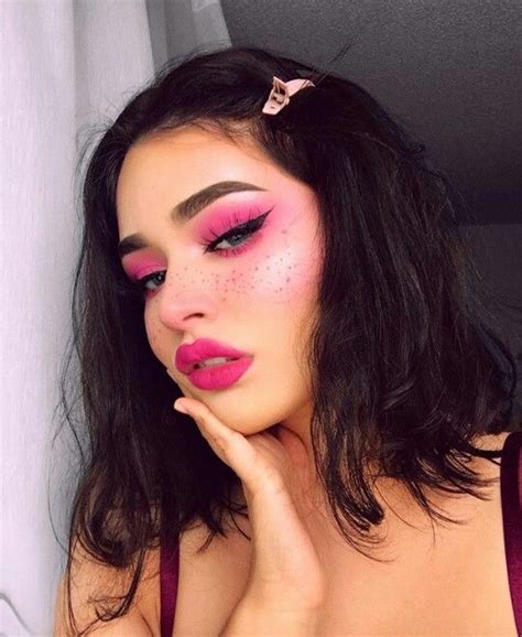 Pin Oleh Sya Di Makeup Makeup Warna Warni Trik Makeup Seni Makeup