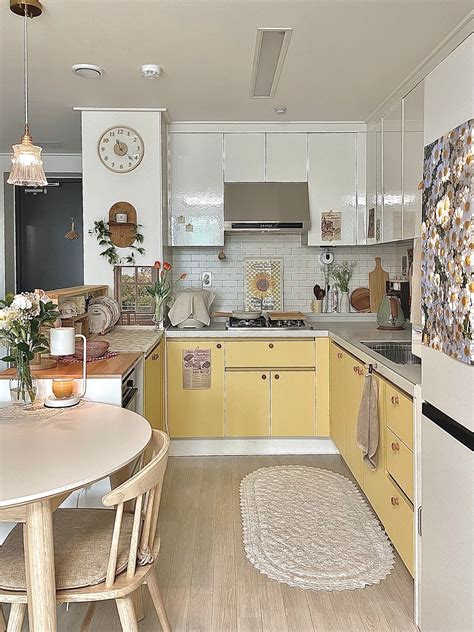 로망 실현 아기자기한 감성으로 채운 20평 행복주택 신혼집 라이프스타일 슈퍼앱 오늘의집 로망 실현 아기자기한 감성으로 채운 20평 행복주택 신혼집 라이프스타일 슈퍼앱 오늘의집