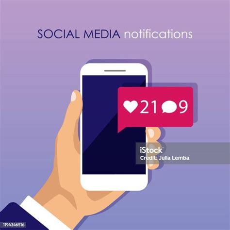 손은 소셜 미디어 알림 아이콘스마트 폰을 보유 같은 새로운 추종자 댓글 Brand Name Online Messaging Platform에 대한 스톡 벡터 아트 및 기타