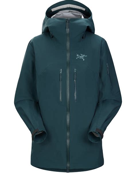 GORE-TEX Snowboard Jackets | Buyer's Guide | Arc'teryx
