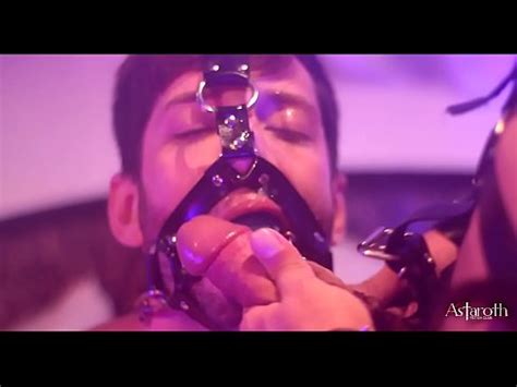 Master dominantes his salve and hás a hot sexy adventure Sequence on RED XNXX COM