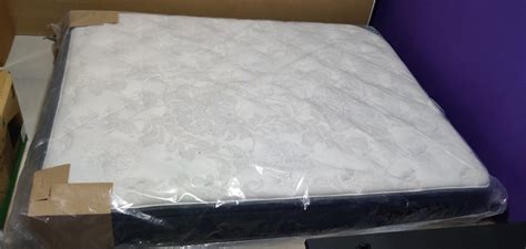 For Sale Queen Pillow Top Mattress Eltham Park