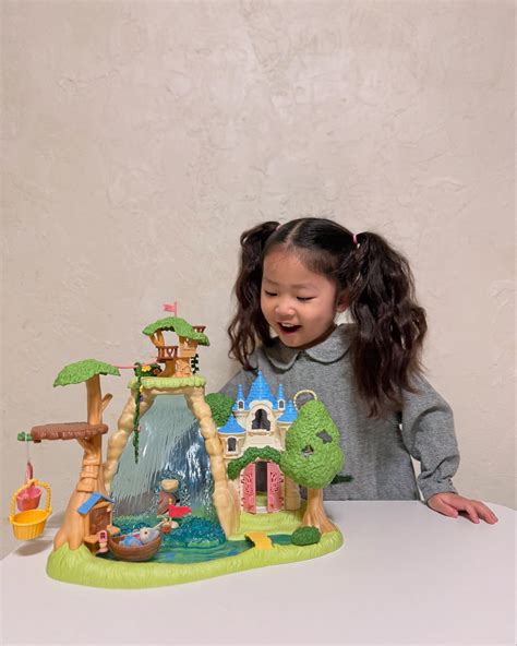 강블리 육아 ∙ 캠핑 ∙ 감성라이프 협찬 실바니안 패밀리 비밀 숲속의 폭포탐험세트 크리스마스 선물을 뭘 해줄까 고민하셨던 맘님들 모두 주목ᐟ 실바니안 패밀리 비밀