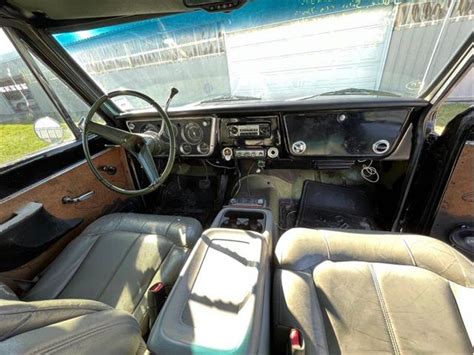 Chevrolet Suburban Carseva Find The Perfect Car Near You
